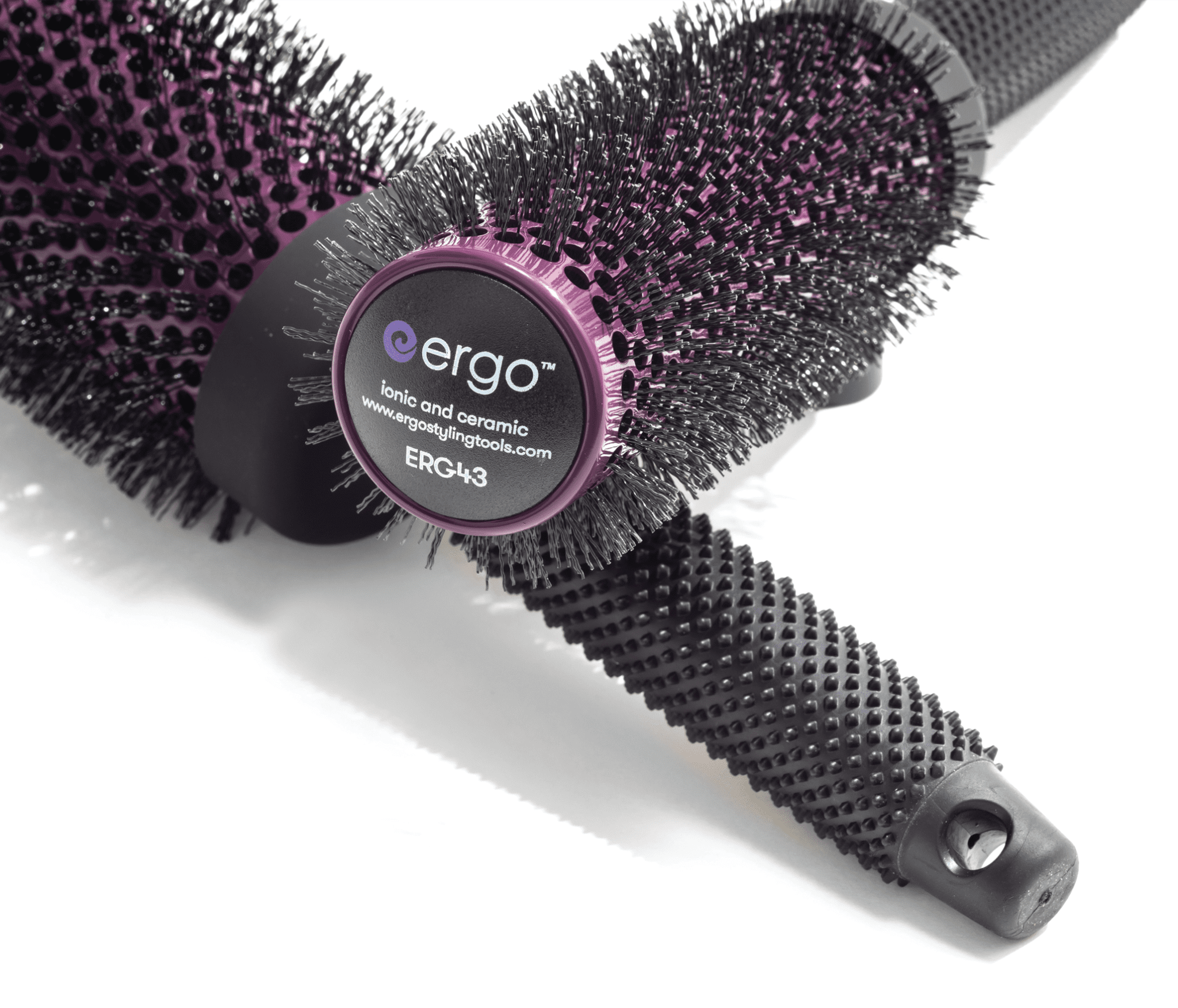ERGO’s Newest Paddle Brush Delivers Super Gentle Innovation! - HTB BEAUTY